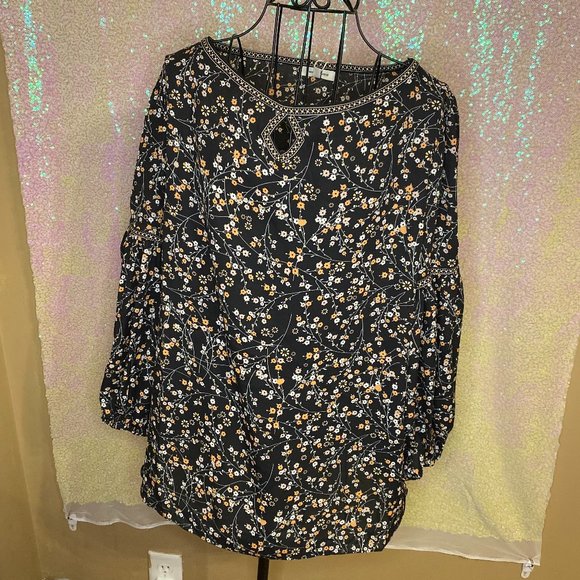 Max Studio | Tops | Max Studio Blouse | Poshmark